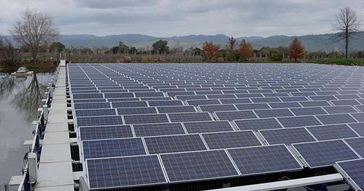 PUB, Sembcorp begin building 60MWp floating solar PV system on Tengeh Reservoir | Singapore ...