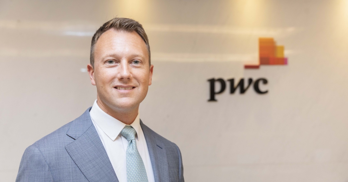 Melihat lebih jauh kondisi bisnis asuransi konvensional | Asian ...