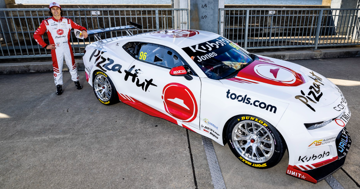 Pizza Hut unveils new Gen3 Supercar with Brad Jones Racing | QSR Media ...