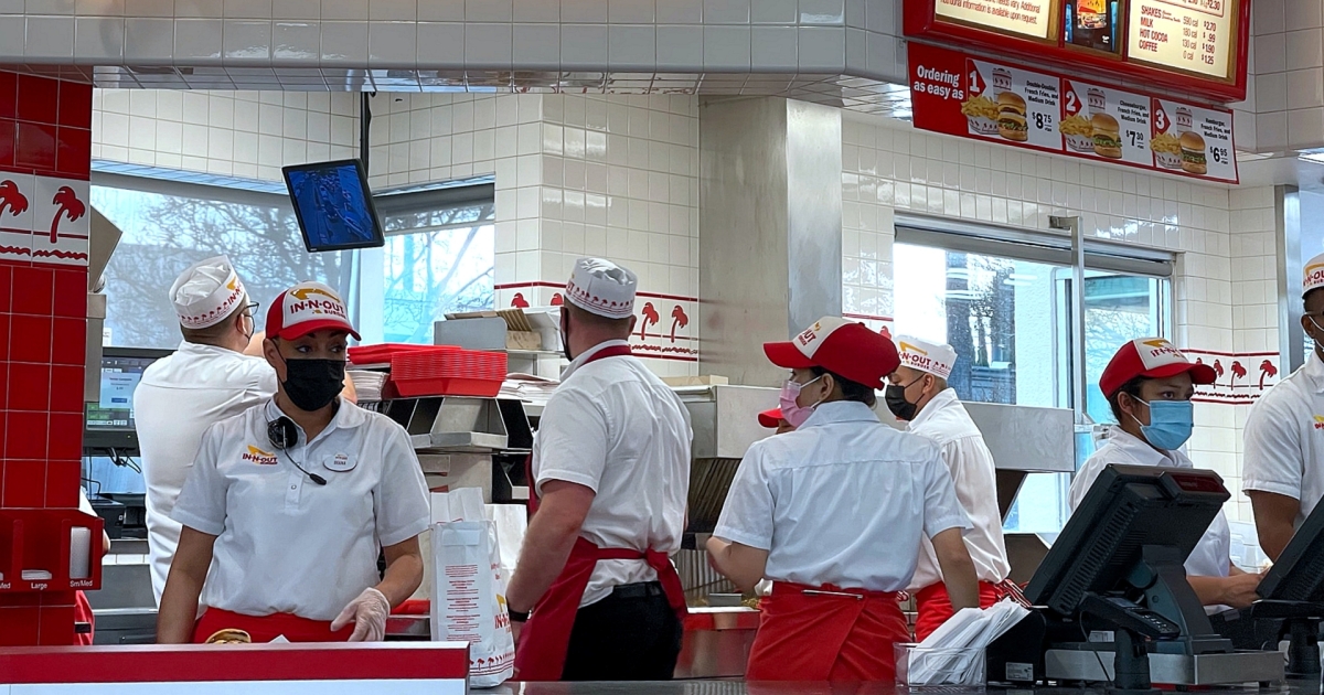 Central London's hospitality sector shows signs of recovery: report ...