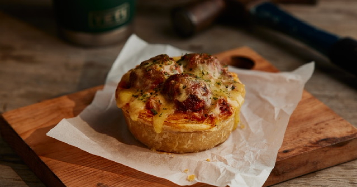 Banjo’s Bakery launches new pie for winter menu | QSR Media Australia